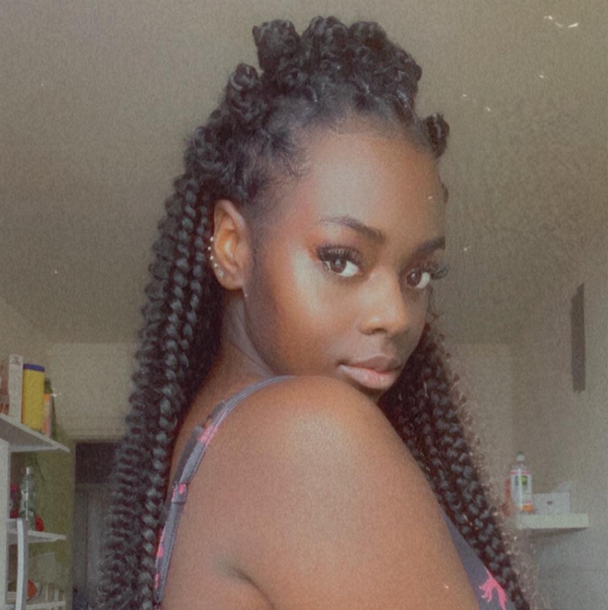 Check out Candice Ekwayolo (@candy) on Linkme