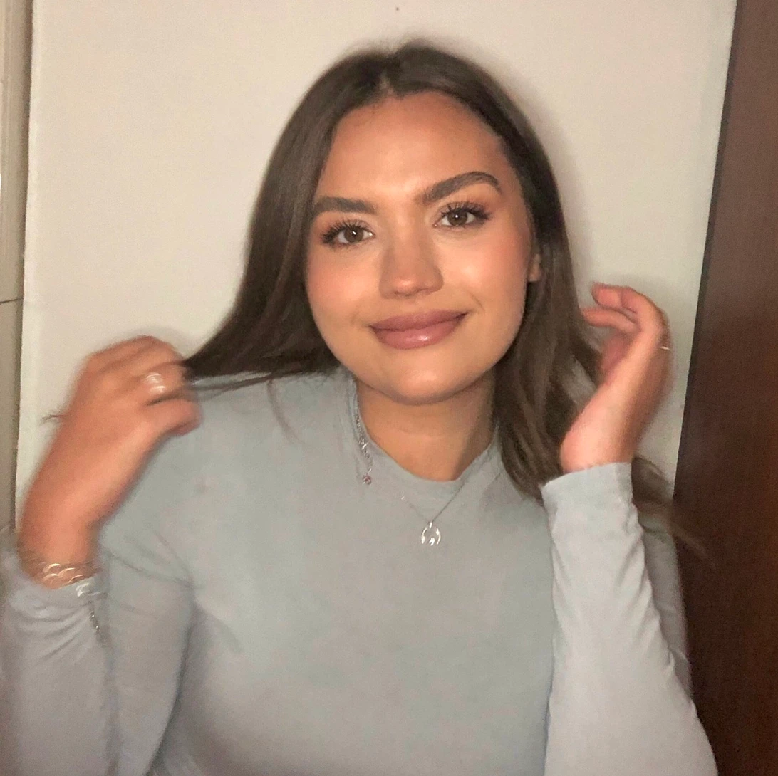 Helena Hyu (@helenahy) on Linkme