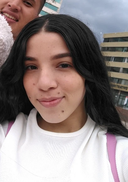 Ana Victoria (@anavictoria8) on Linkme