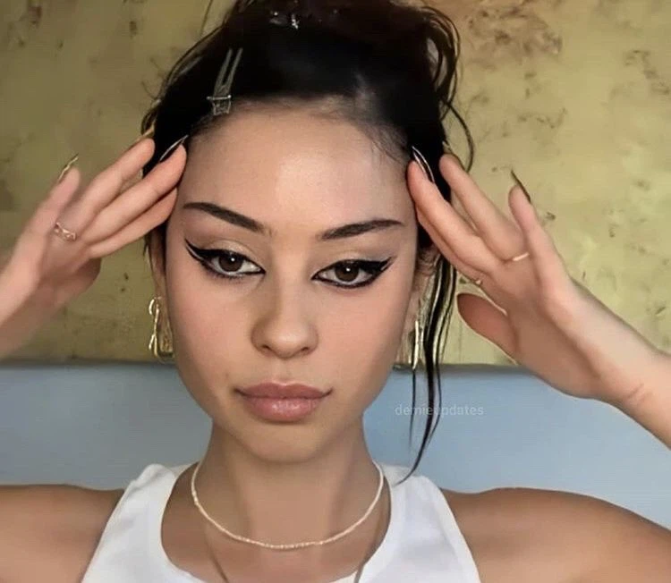 Check out anna arks (@annaarks04) on Linkme