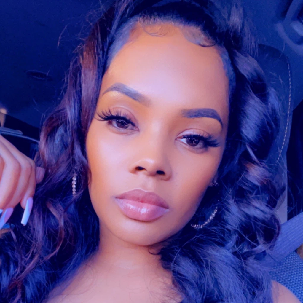 Check out Nicole Jenice (@prettynicole) on Linkme