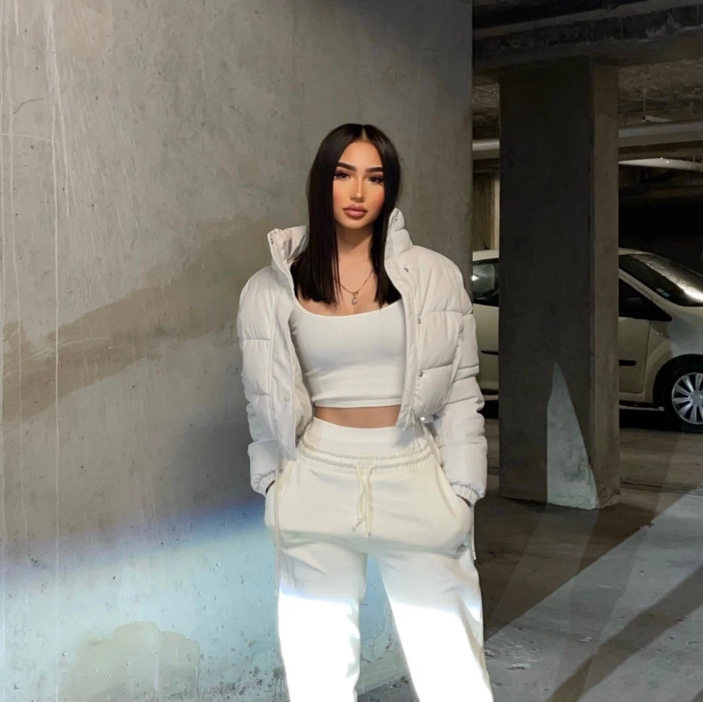 Check out Lala Kksh (@lalakksh) on Linkme